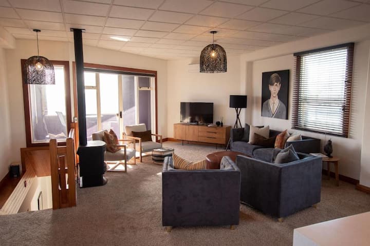 The Penthouse At Stay Central - New Plymouth