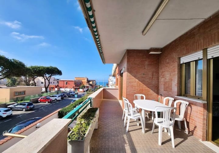Anzio A 200 Metri Dal Mare - Anzio