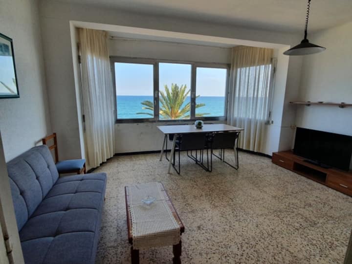 Piso Céntrico Frontal Al Mar - Calafell