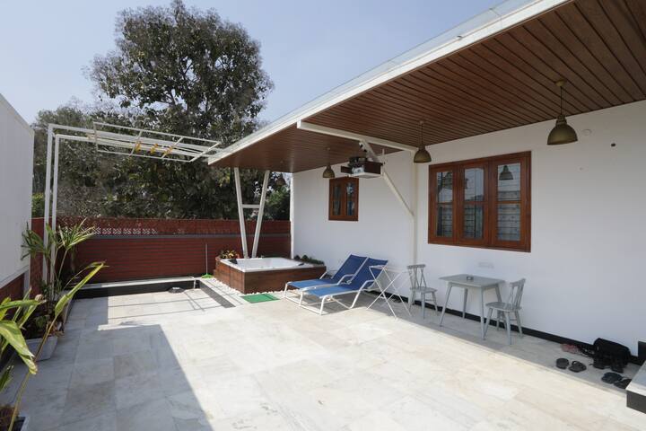Greenview 2 Bhk Getaway - Hosur