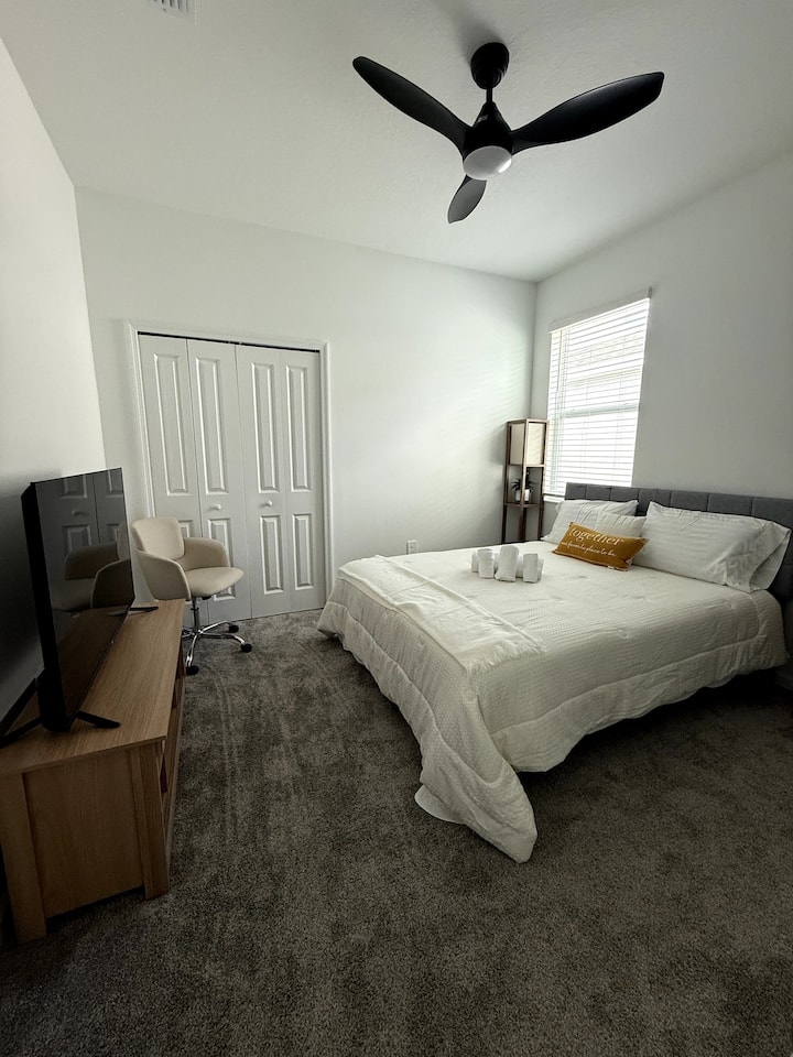 Travel Workers Apartment W/ Full Kitchen - Winter Haven, FL