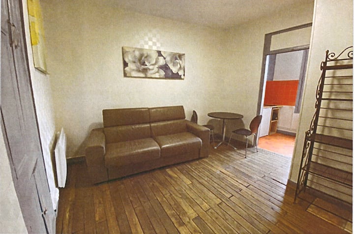 Studio à Bourges, Centre-ville - Bourges