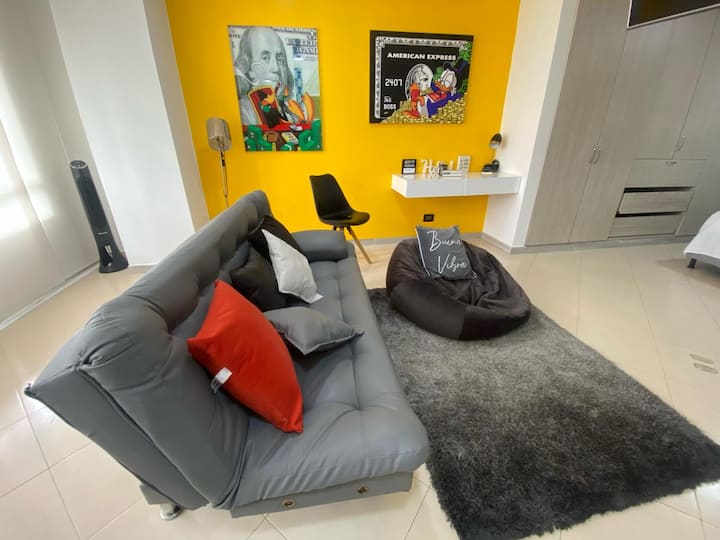 Cama King Muy Central En Corales Muy Comodo - Pereira