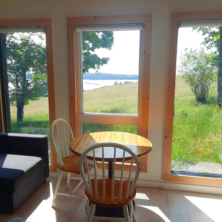 Serene Studio With An Oceanview - Lunenburg