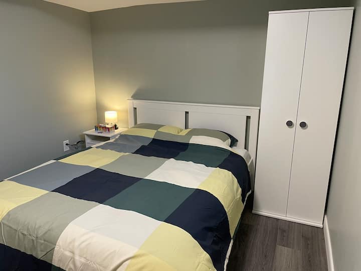 Comfy Bedroom 3 - Vaughan
