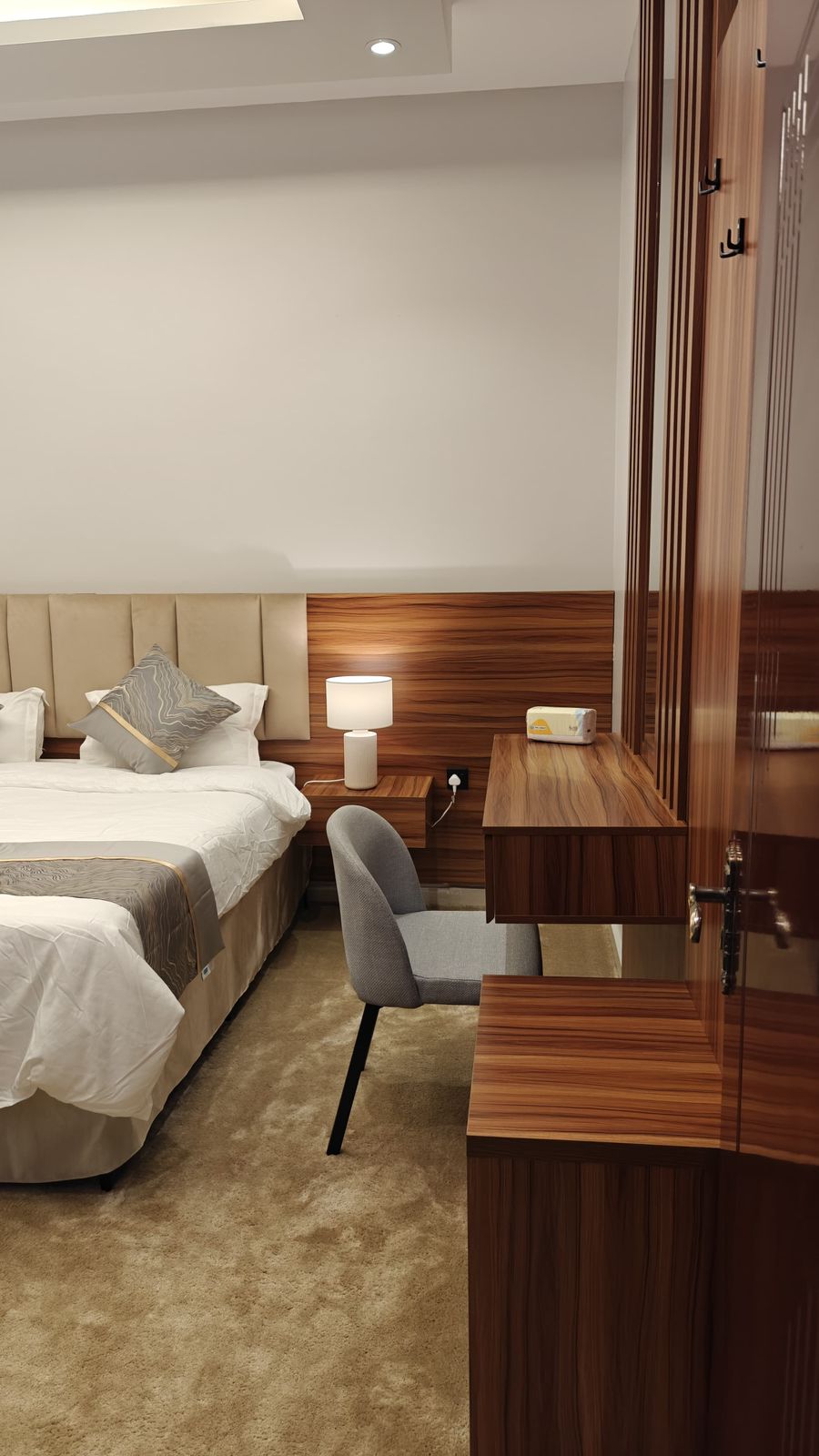 Single Room-Hotel style Building-Prime Location - Apartments for Rent ...