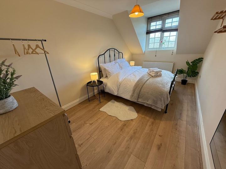 Bedroom In Redhill Residential - レッドヒルズ