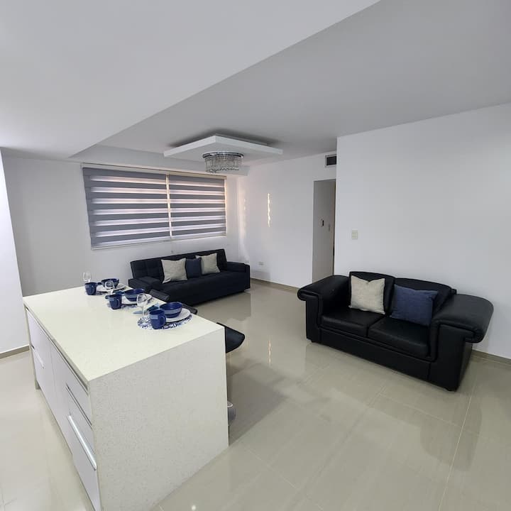 Comodo Apartamento En Lechería Muy Buena Ubicacion - Venezuela