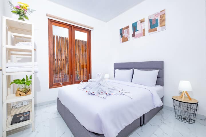 3-bed Authentic Villa Wanagiri - Munduk