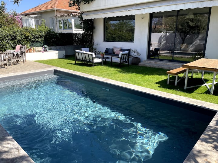 Maison Familiale Avec Piscine - Marsiglia