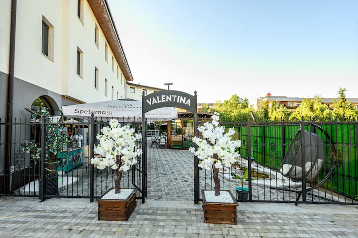 Spa Guest House "Valentina" - Rose Valley