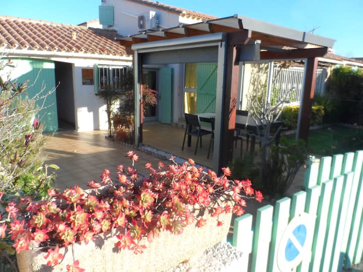 Maison Avec Piscine à St-cyprien - Saint-Cyprien