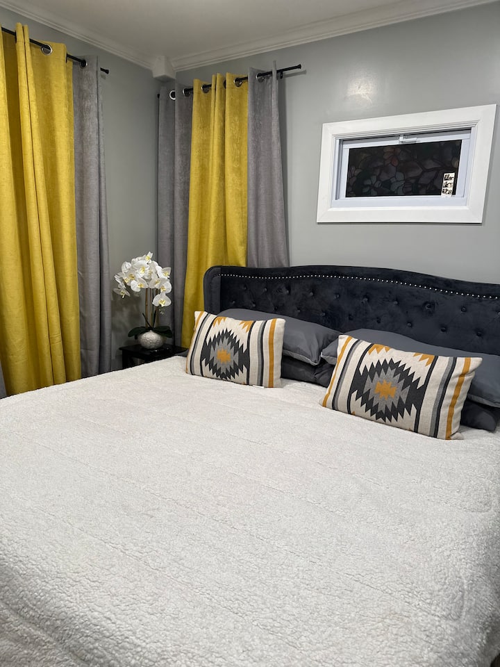 The Cozy Luxe - Syracuse
