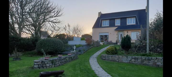 Appartement Dans Maison Bretonne (1er, Vue Mer) - Camaret-sur-Mer