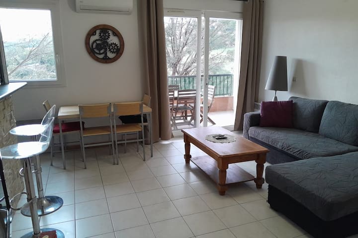 Charmant Cocon Paisible Vue Golf - Plages de Saint-Tropez