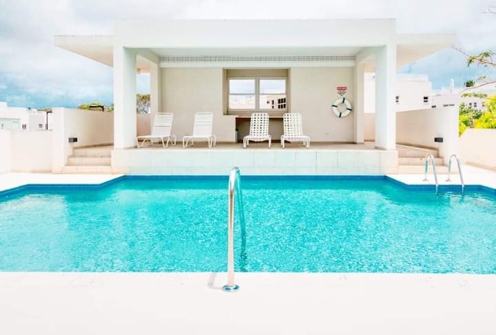 Condominium In Boarded Hall Greens, St George - Barbados