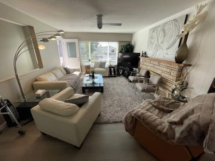 Vancouver Tsawwassen 5star 3bdrm 5+pet, Min 30 Nts - Tsawwassen