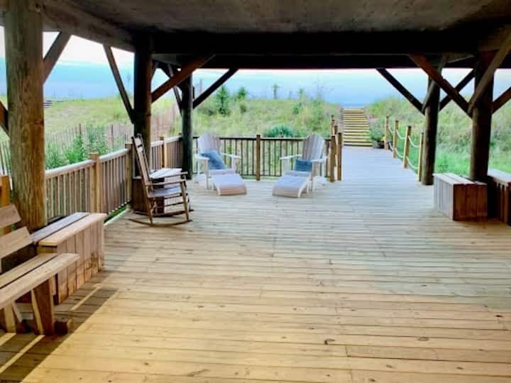 Bay Oasis @ Beach, Water Views, Deck, Wifi+ W/d! - Norfolk, VA