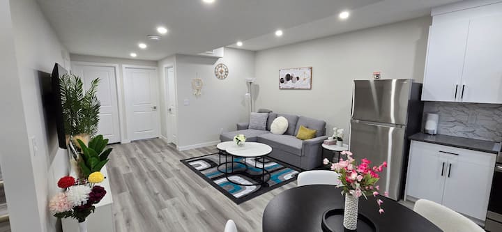 Bleniel’s Place – Escape & Relax (Private Suite) - Edmonton, Canadá