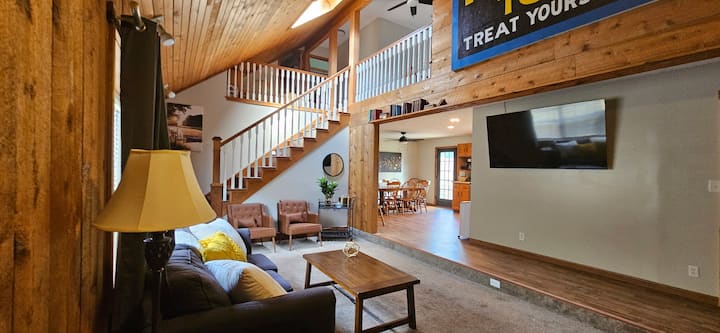 Still At 4470 - Veteran's Park, Shelby