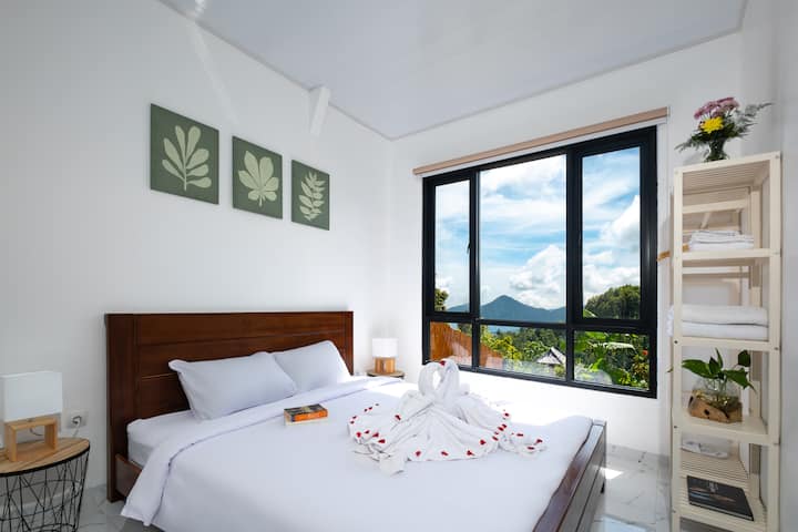 3-bed Mount-view Villa Munduk - Munduk
