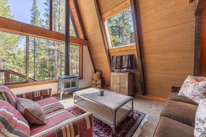Truckee Summer Cabin - Truckee, CA