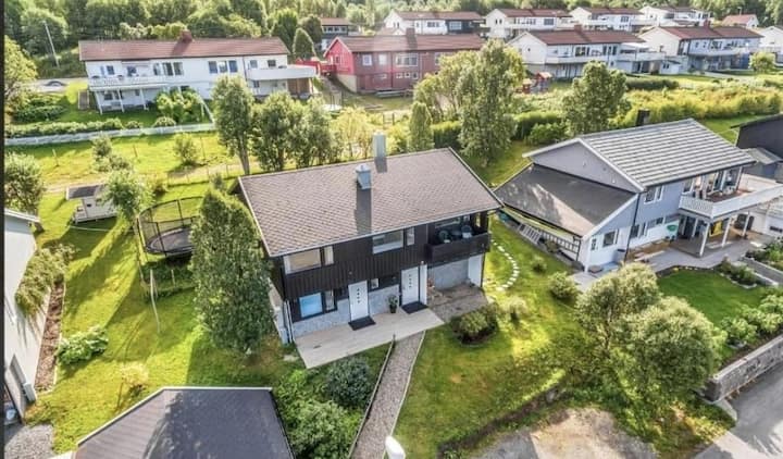 Leilighet Med Parkering - Tromsø