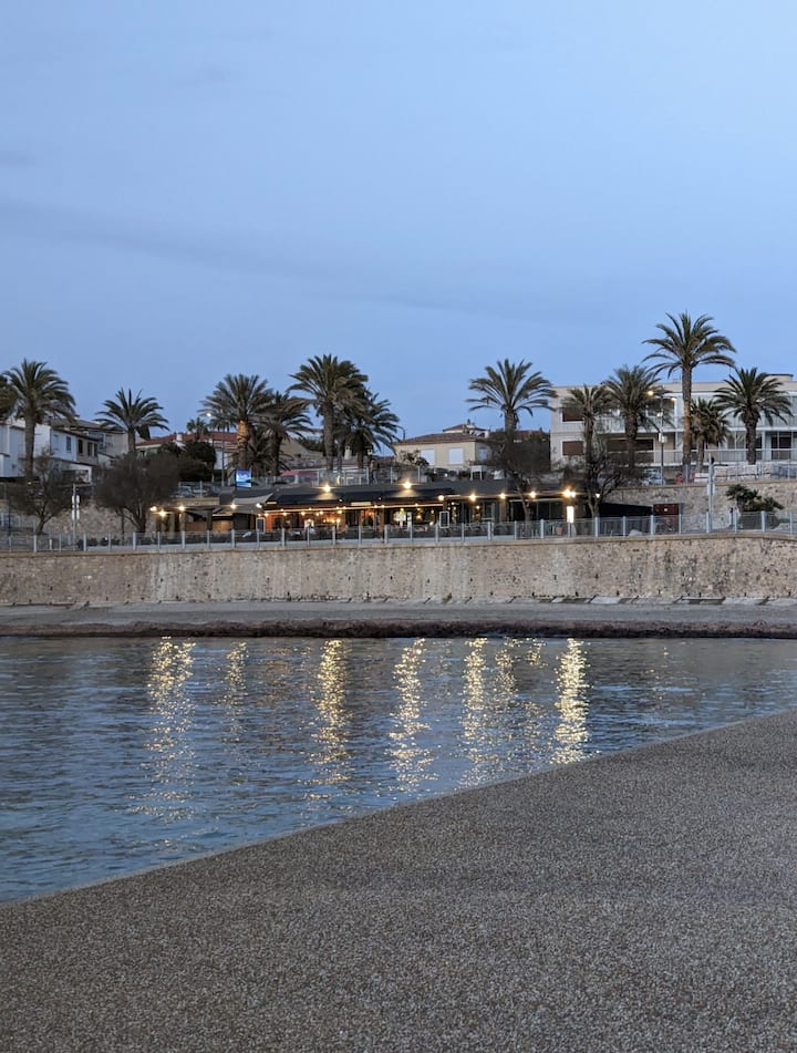 Adorable Studio à Proximité Mer. - Sanary-sur-Mer