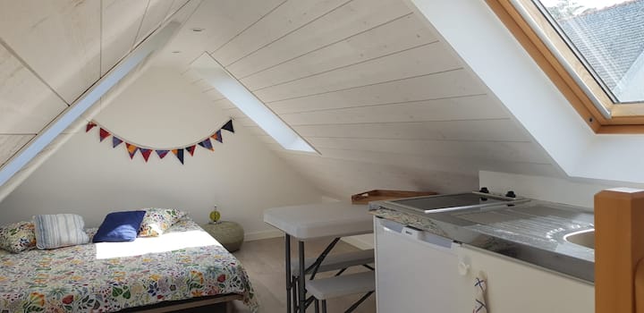 Petit Studio Mansardé - Belle Île