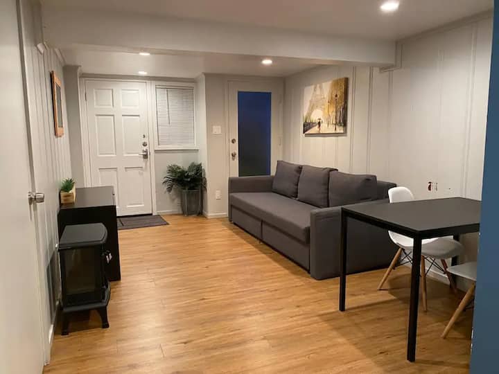 1br/1ba W/ Livingroom Near Genentech- Monthly Stay - South San Francisco, CA