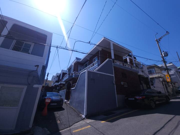 로이 하우스 - Busan