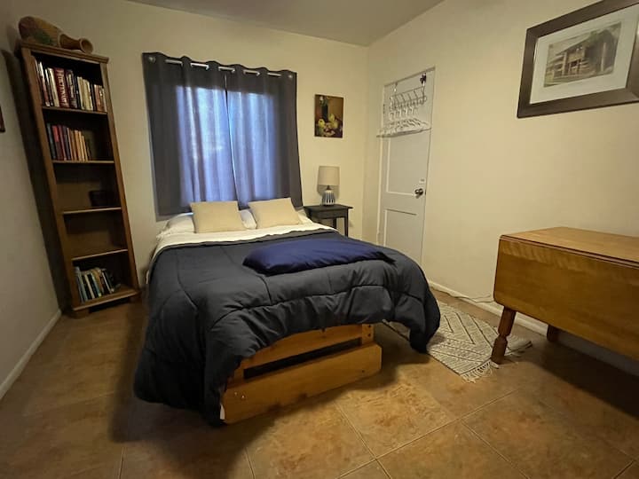 Tempe Comfy & Clean Home: 1/2 Mile To Downtown/asu - 坦佩