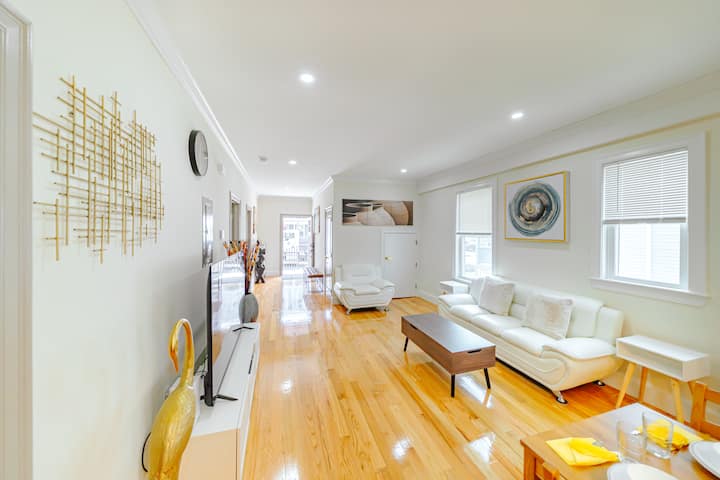 82 - Boston Stylish Apartment - Boston Logan Airport (BOS)