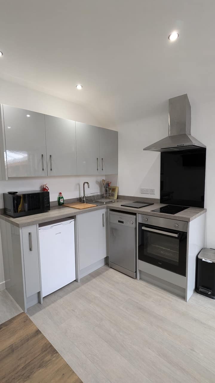 Studio Apartment. - Chelmsford