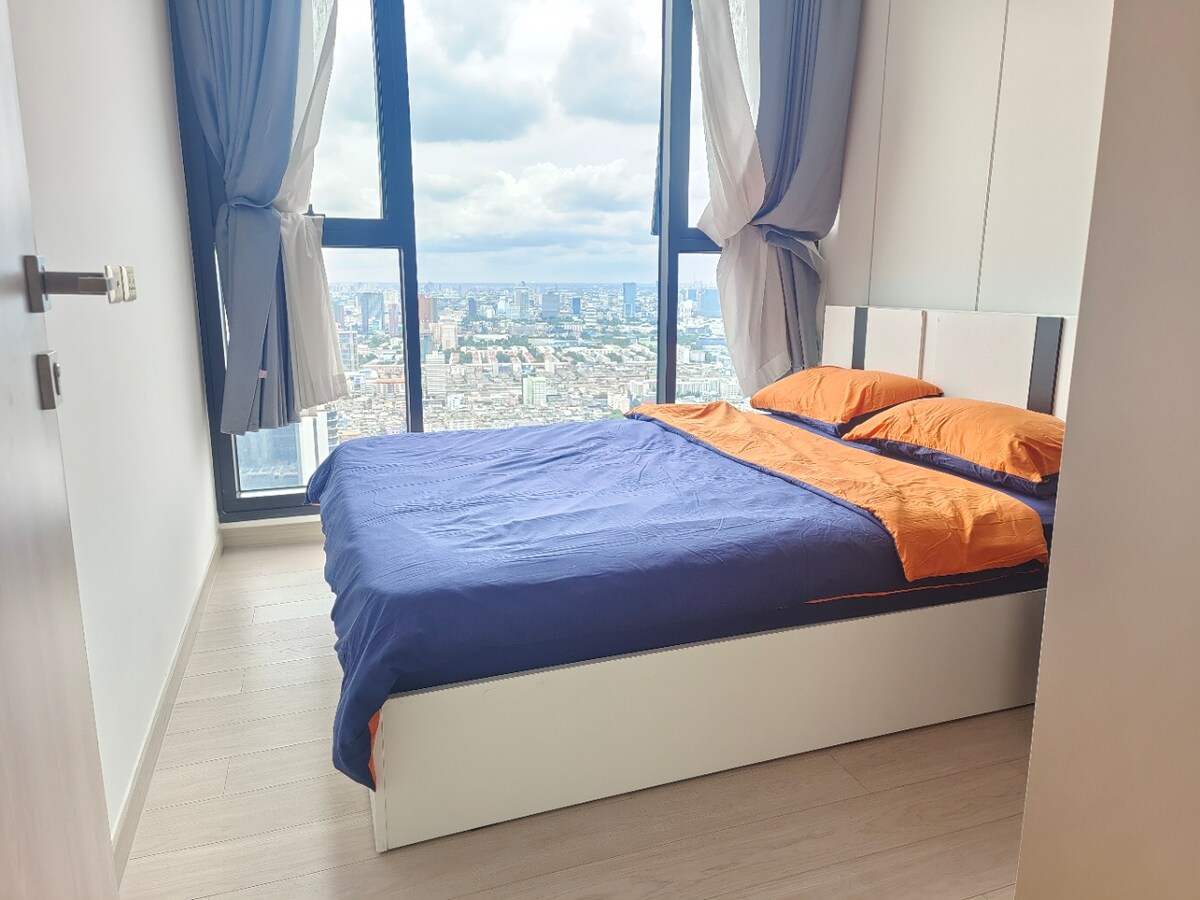 B47C/Luxury Decorated High Floor Condo + Suitable for Family Travel ...