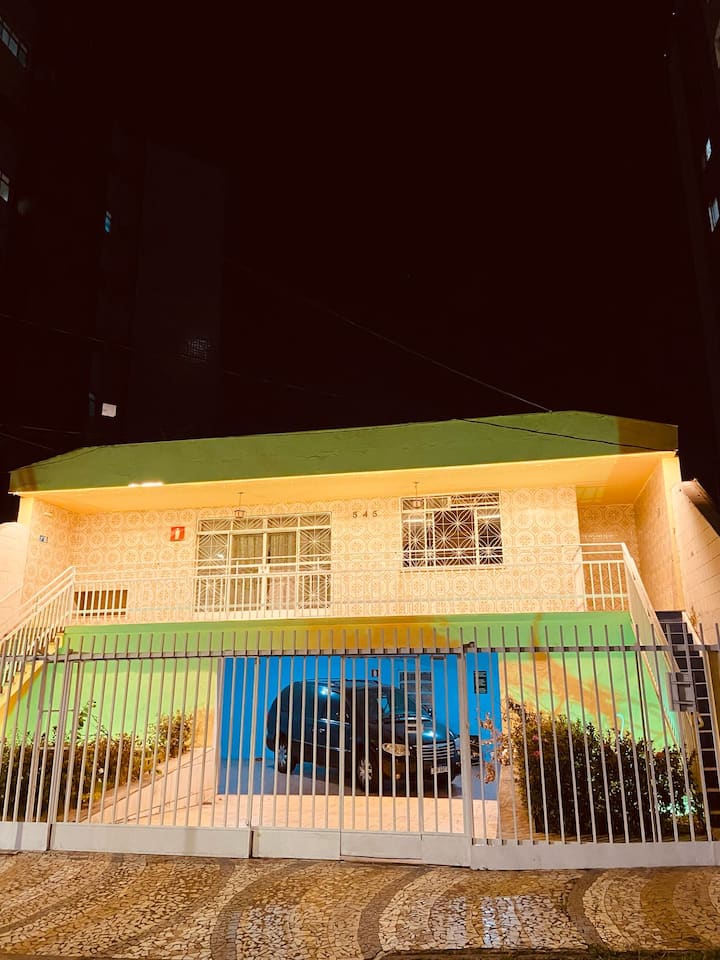 Casa Amarela Terreo - Belo Horizonte