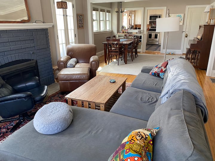 2-bdr Apt In Sw Mpls - Sauna! - Nickelodeon Universe®, Bloomington