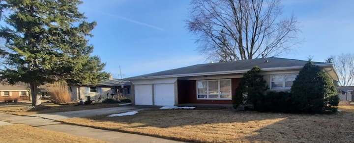 Titletown Ranch House - Green Bay, WI