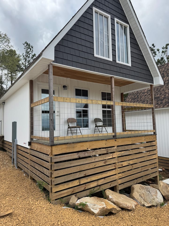 Lakeview Cabin #3 - Guntersville, AL