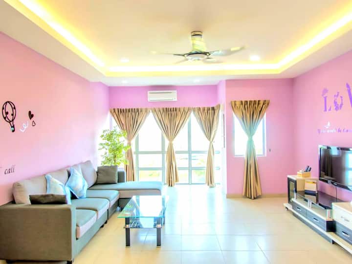 《Ⅶ楼紫钞屋》Comfy Purple Style Homestay Paddy View - Sekinchan