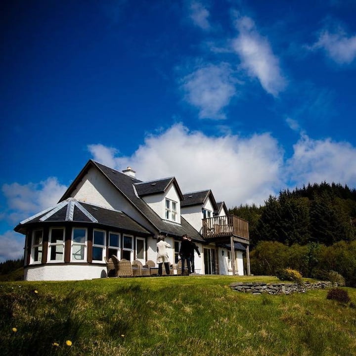 Coastal Paradise | Beautiful Loch & Mountain Views - Tarbert