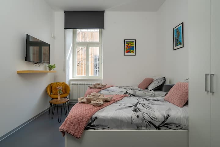 Akademis "Lipa" - Obiteljska Soba - Pula