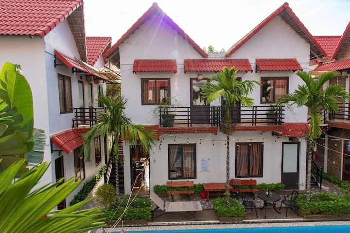 1 Bed In Wooden Dorm | 300 Meter To Tam Coc - Vietnam