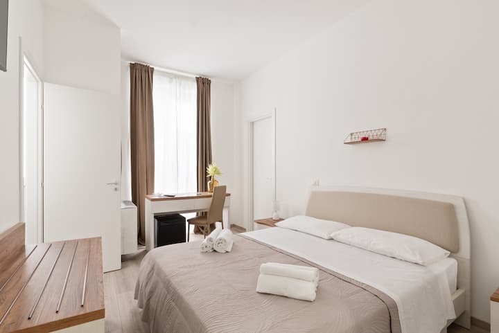 Suite N.3 Con Bagno Privato E Terrazzo Panoramico - Acquedolci