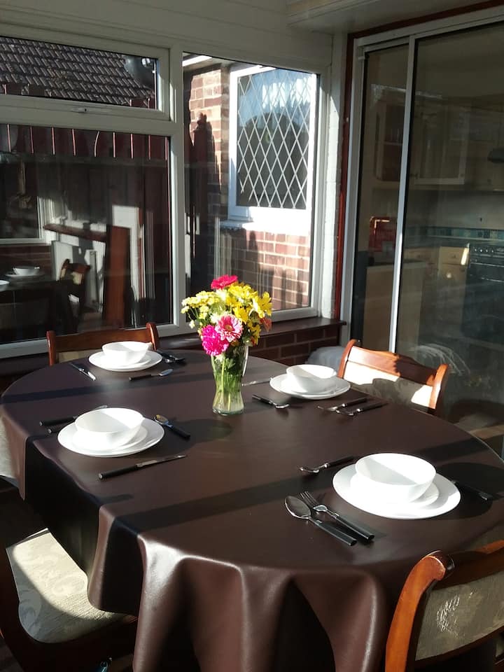 "The Failte" 2 Beds Parking/garden, Walk To Beach - Clacton-on-Sea