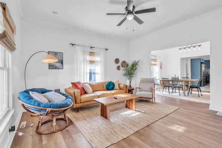 King Beds + Private Backyard W/ Fire Pit - Greenville, SC