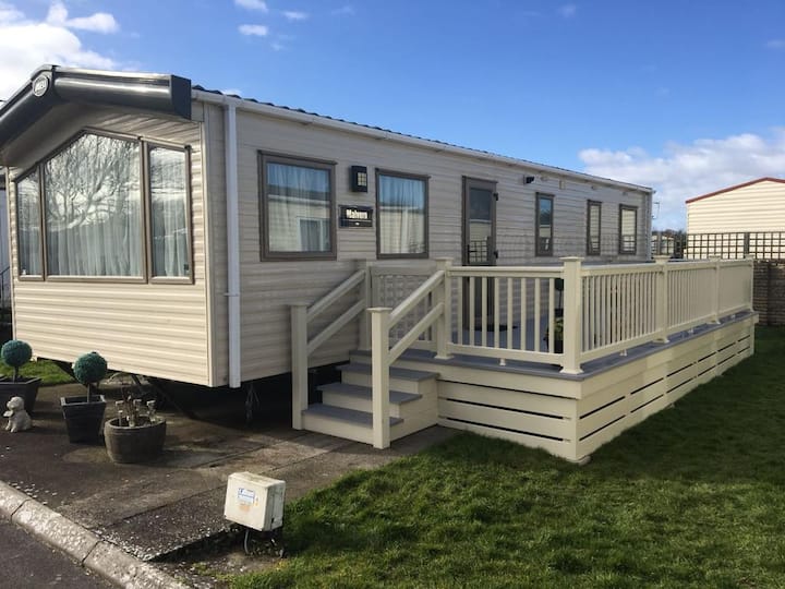 Lovely Caravan - Burnham-on-Sea