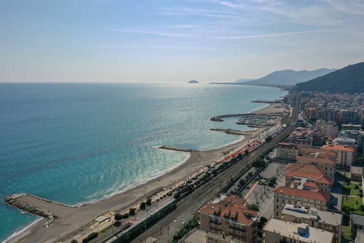 Paola House In Loano,relax At 100meters To The Sea - Loano