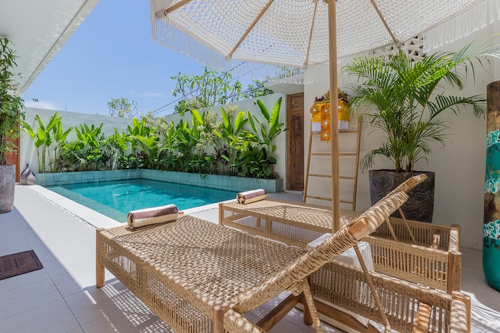Cozy 2br Villa & Pool Seminyak - Legian