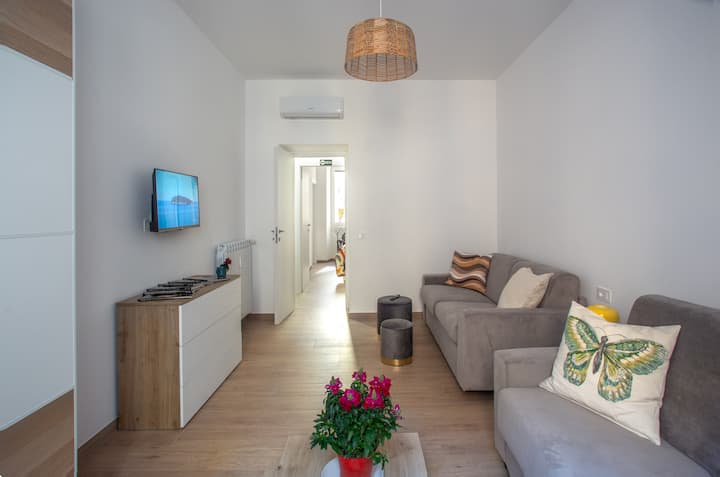 La Casa Di Clara | Metro A - Furio Camillo - ローマ